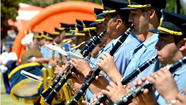 Gran festejo popular por el Día de la Música junto a la Banda de Policía